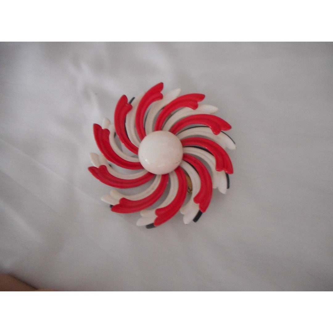 Vintage Estate Costume Pinwheel Brooch Pin Patriotic White Red Blue ...