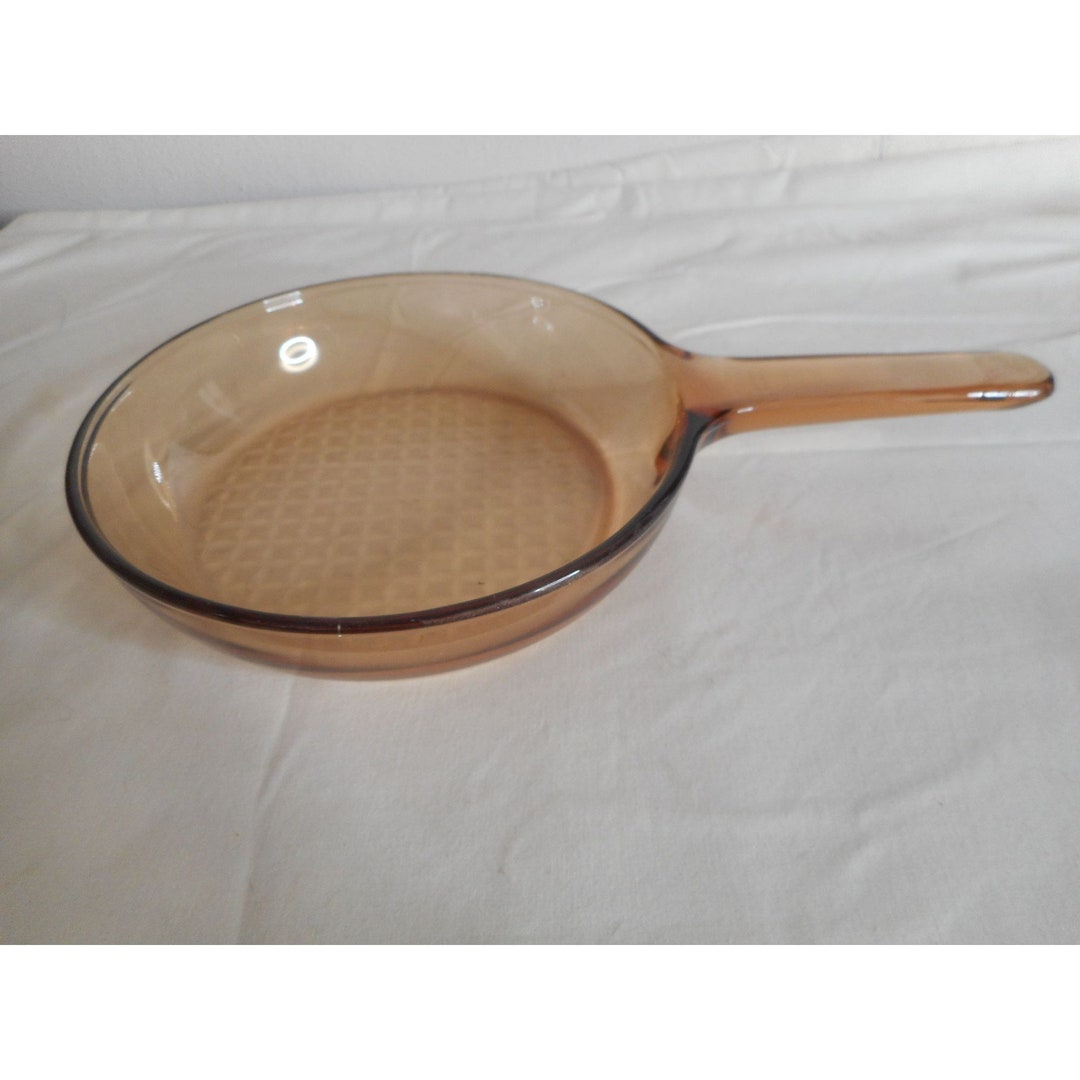 Mint Corning Vision Ware 7 Waffle Bottom Frying Pan Skillet Amber Glass ...