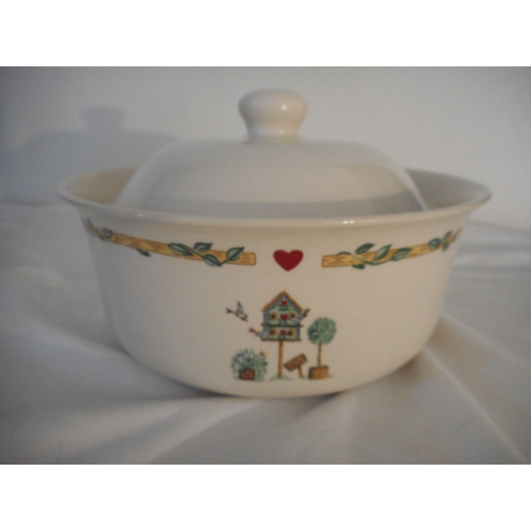 Thomson Pottery Birdhouse Topiary 2 Quart Covered Casserole Serving ...