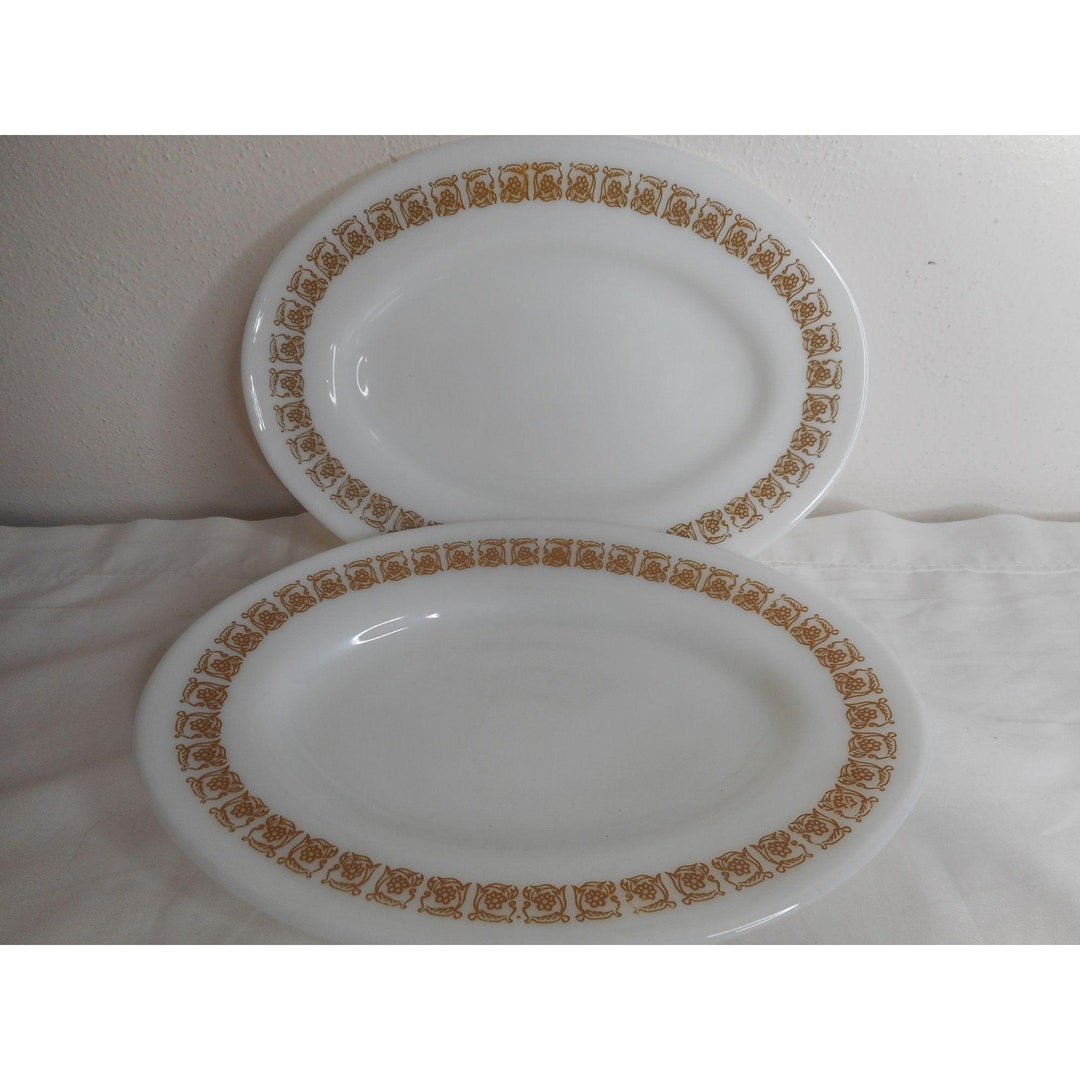 Vintage Pyrex 2 9.5 Platters Restaurant Ware PYR50 Brown Flowers and ...