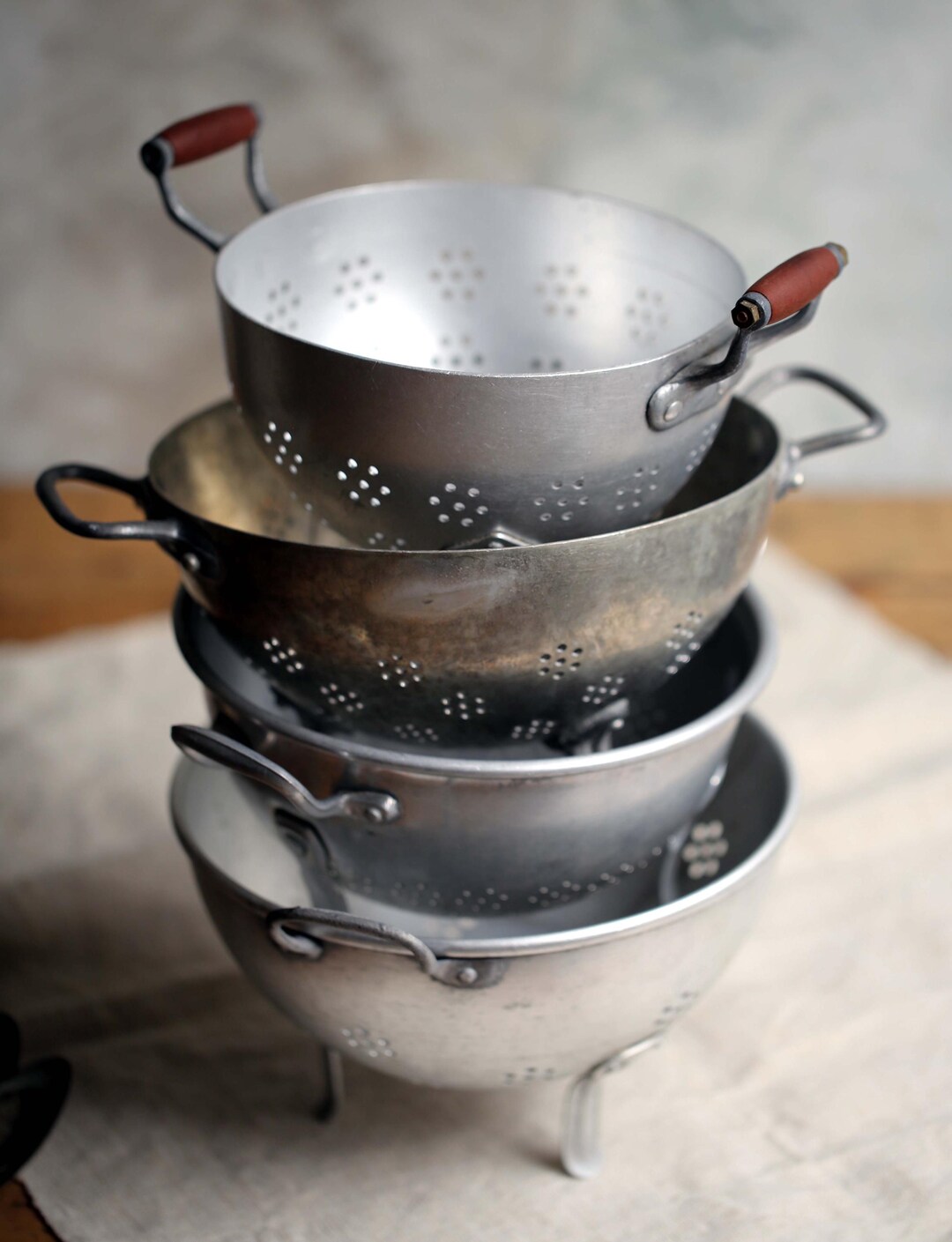 Collection of 4 Vintage Aluminium Colanders Drainers Aluminum Kitchen ...