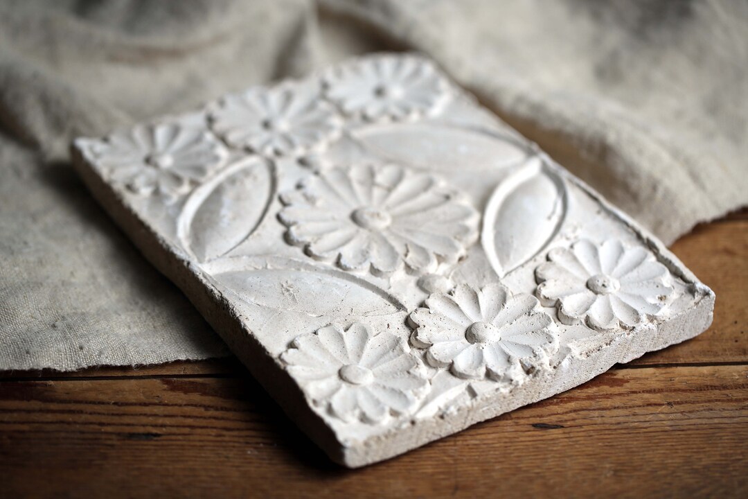 Floral Plaster Plaque Gothic Church Style Molding Architectural Salvage ...