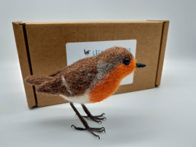 Curious Winter Robin gift ornament decoration needle felt | Etsy