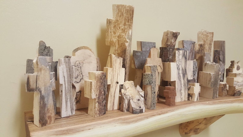 25 Standing Wood Crosses 1-5 Live Edge Carved Log - Etsy