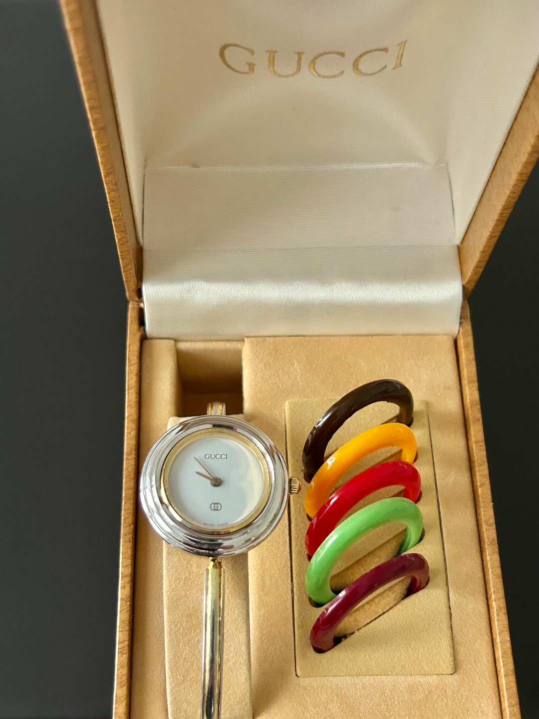 Gucci Stunning Women’s Gold Bangle Watch + 6 Colorful Gucci Bezels ...