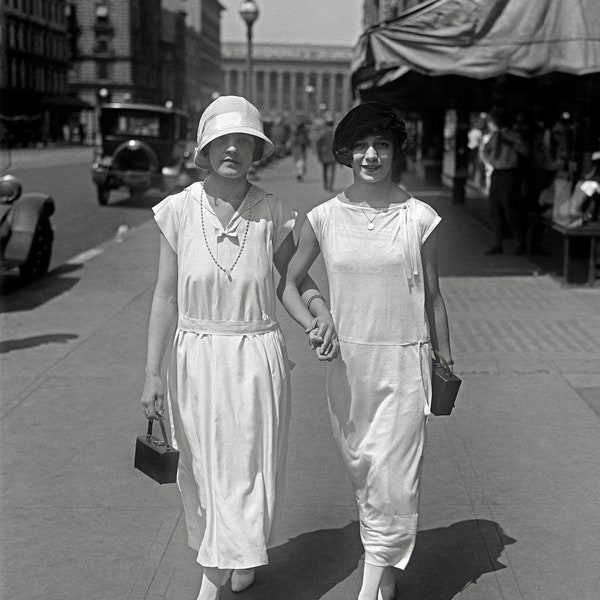 Flapper Photo - Etsy