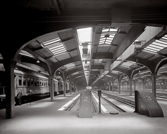 1920s Train Travel
