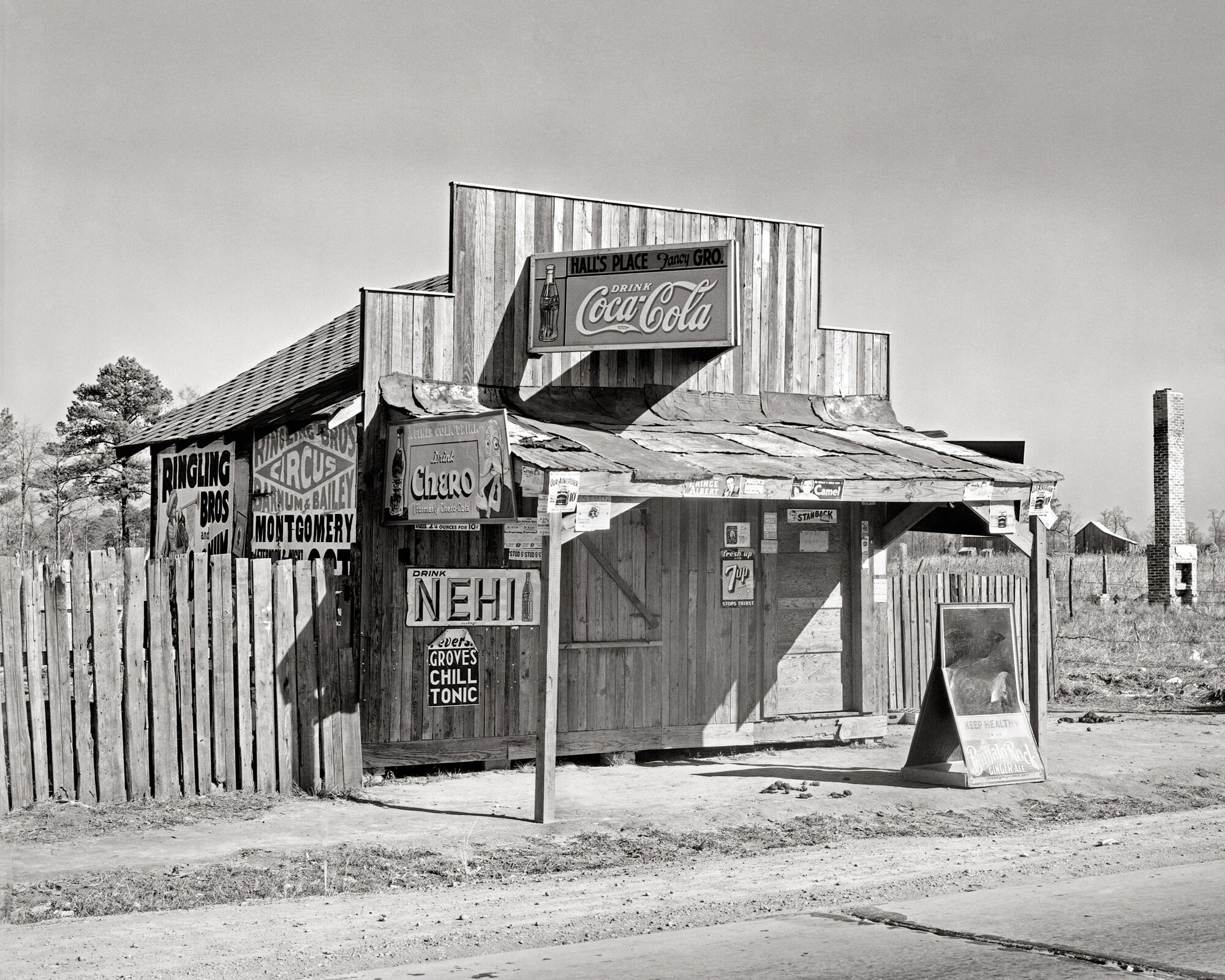 Roadside Store, 1935. Vintage Photo Reproduction Print. Black & White ...