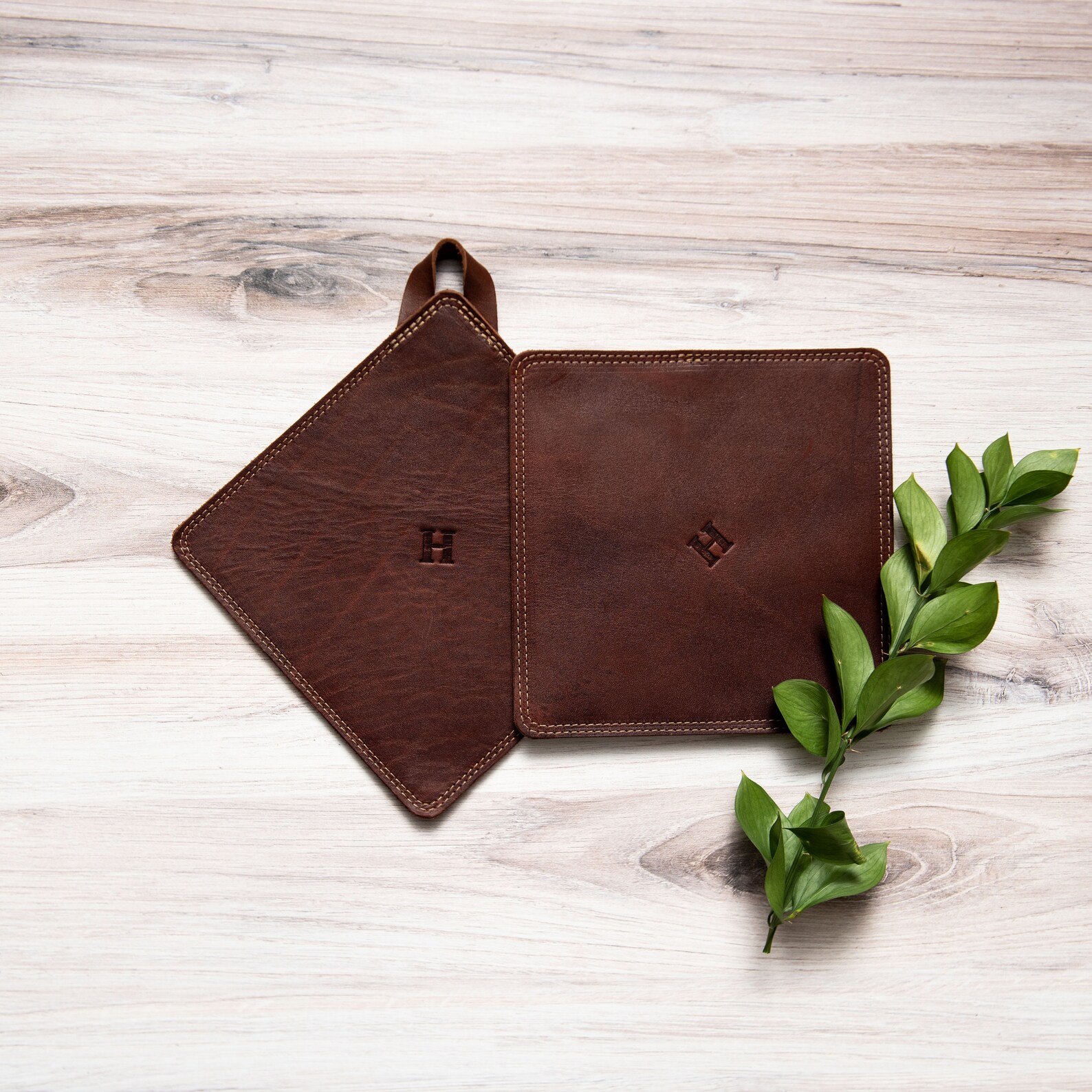 Personalized Leather Trivet Potholder, Kitchen Accessories, Christmas ...