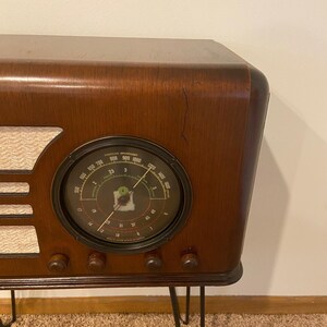 Vintage American Broadcast Radio on Cast Iron Legs - Radio No Longer ...