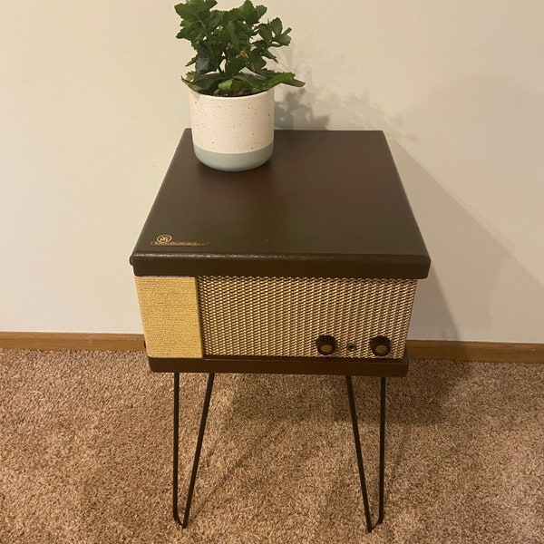 Record Player Pin - Etsy