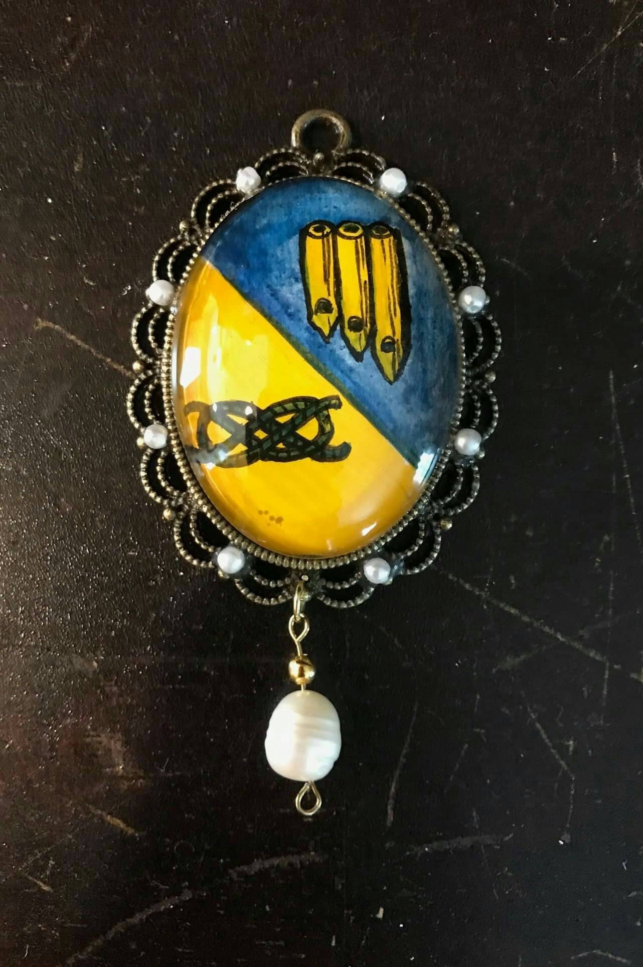 Custom Heraldry Miniature Pendants/pins - Etsy Denmark