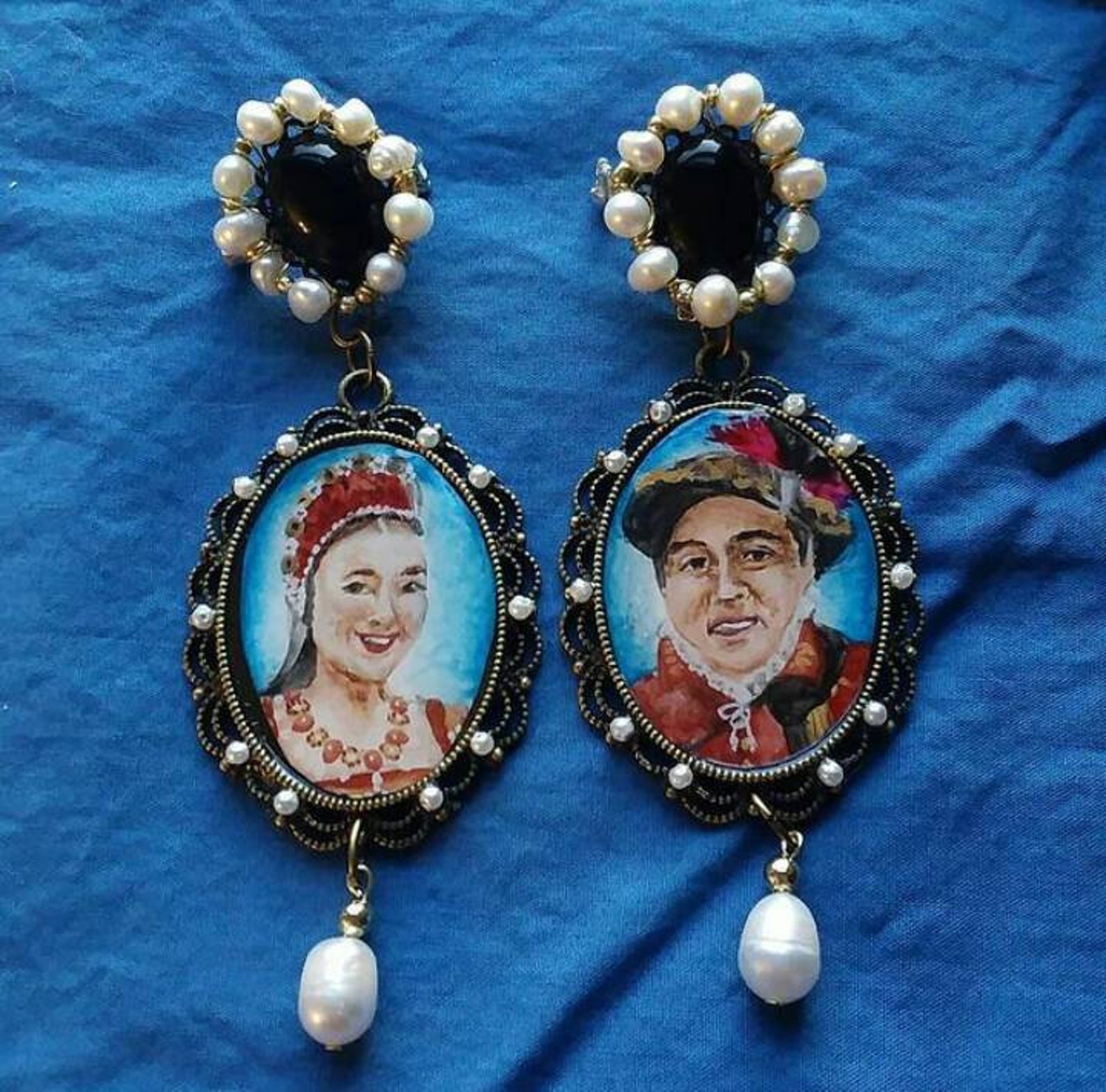 Custom Miniature Portrait Brooches - Etsy