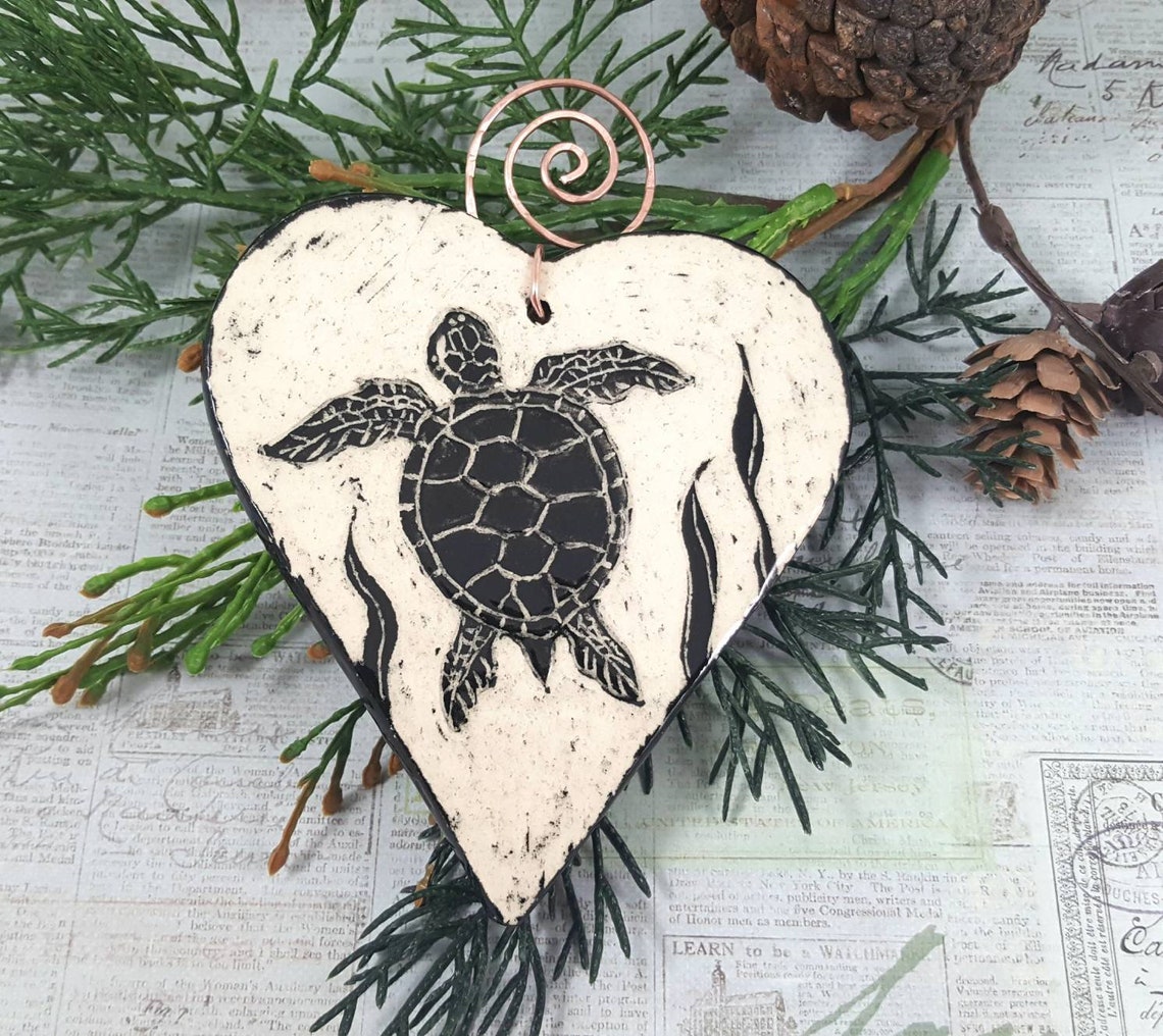 Sea Turtle Black and White Ceramic Heart Sgraffito Turtle - Etsy