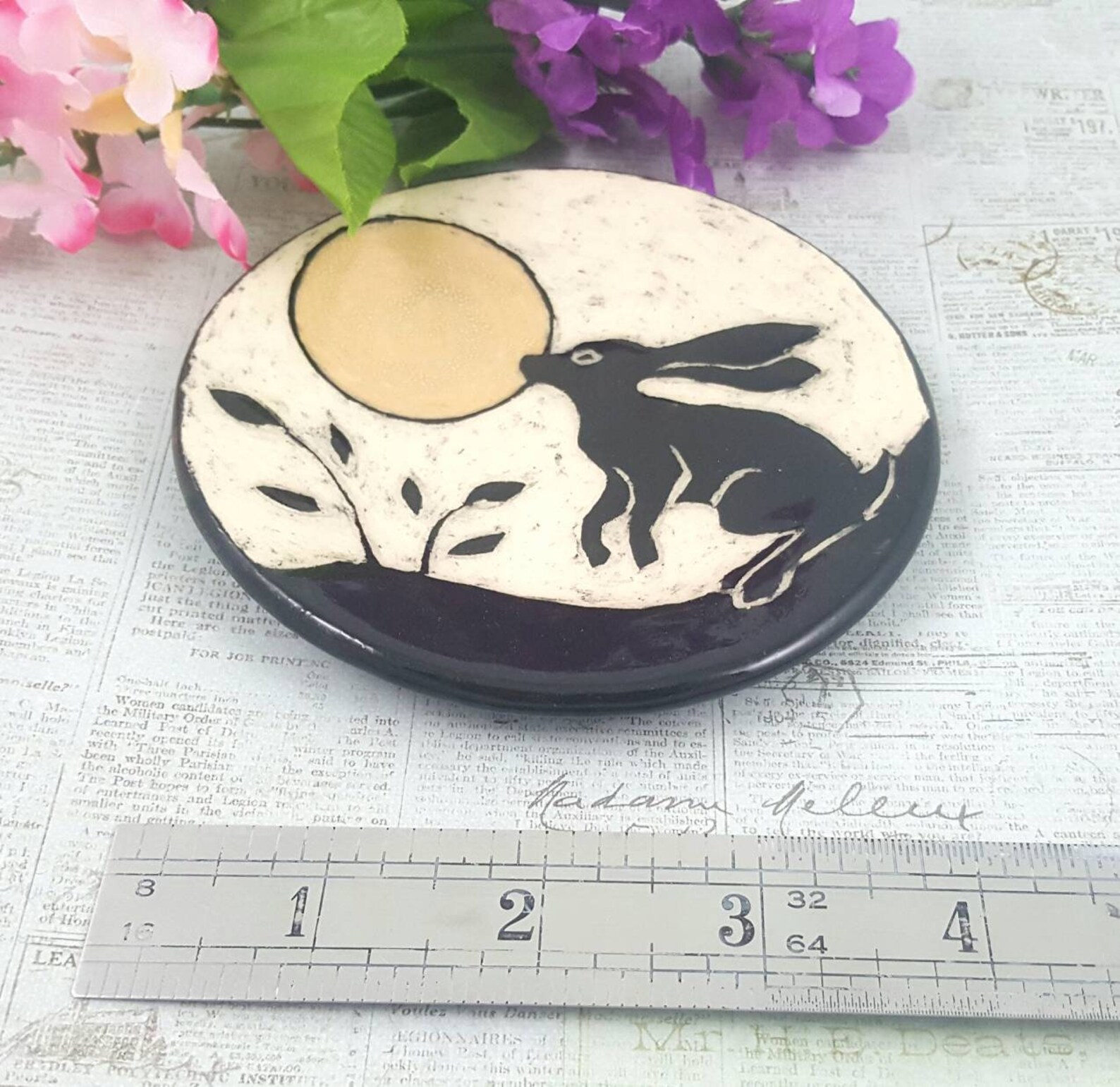 Moon Gazing Hare or Rabbit Sgraffito Dish Rabbit Pottery - Etsy