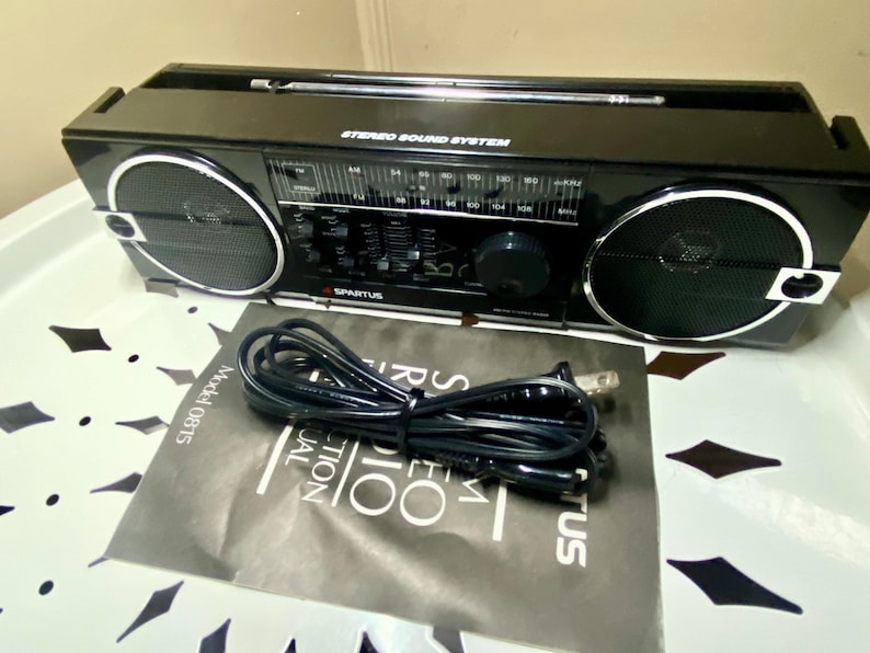 Vintage Mini Boom Box / Spartus AM/FM Stereo Radio / 1980s / 1990s - Etsy