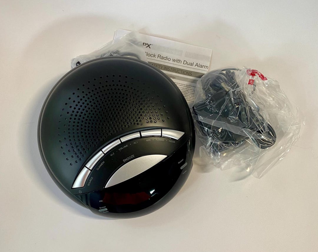 GPX Vintage 2000s Am Fm Alarm Clock Radio / Vintage Clock / Am/fm Radio ...