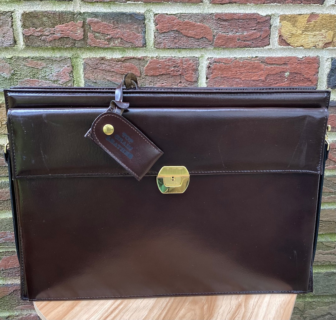 Vintage Briefcase Portfolio With Lock and Key / Vintage Travel / 1960s ...