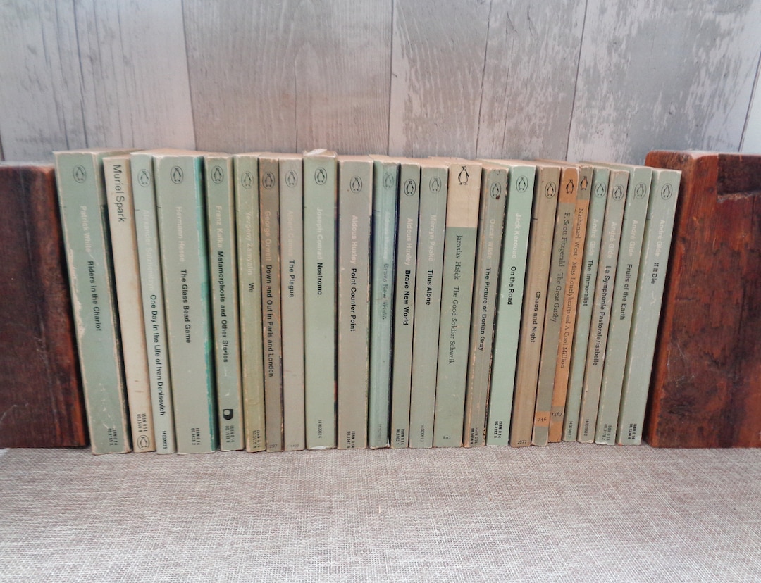 Vintage Penguin Modern Classics Paperback Books (grey Spines) - Various ...