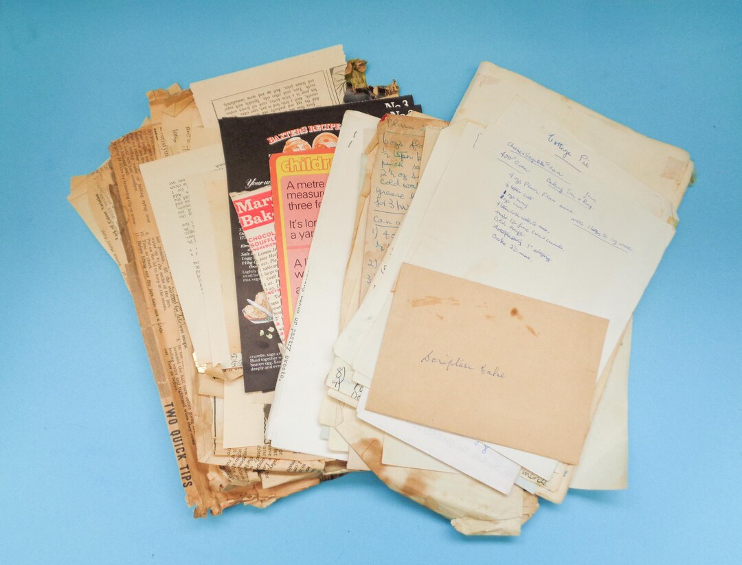 Huge Lot of Vintage 1940s Onwards Handwritten Recipes & Recipe Cuttings ...