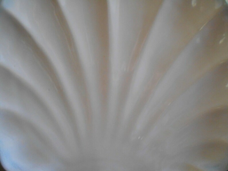 Vintage Handcrafted Ceramic Shell Shaped 8.25" Salad Plate - Etsy
