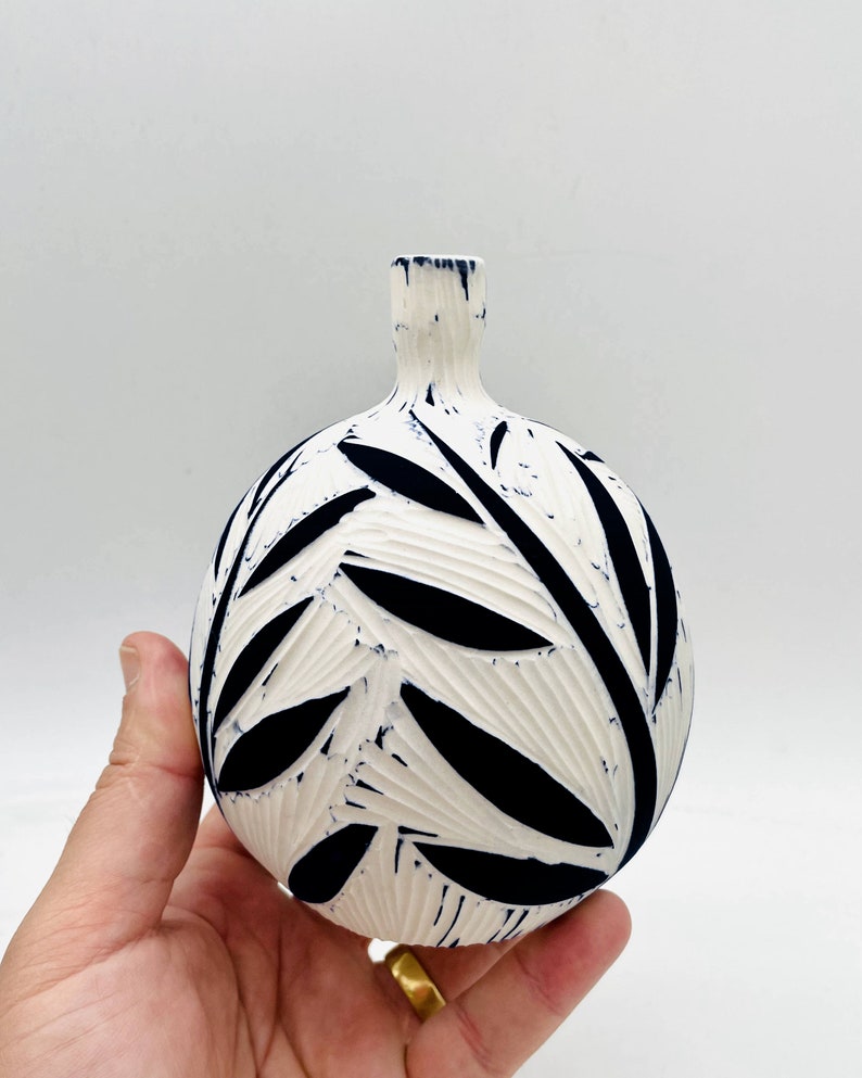 Sgraffito Vase Modern Vase Handmade Vase Ceramic Decor - Etsy