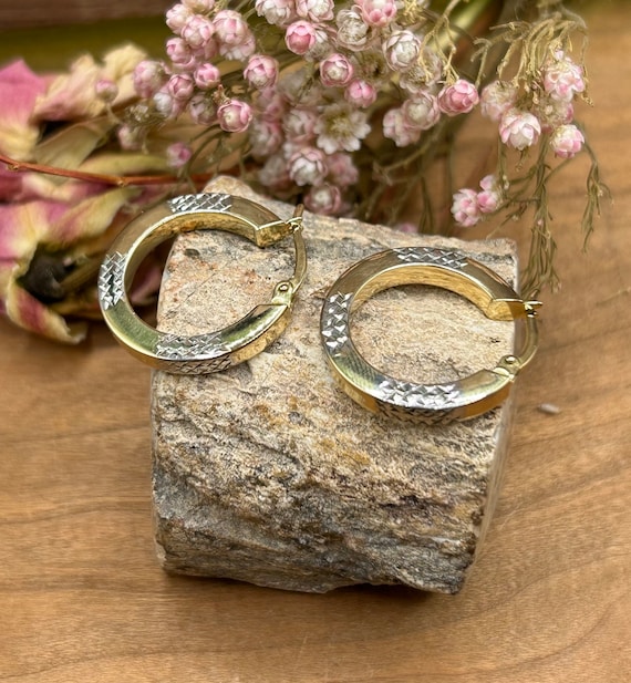 Vintage 14k gold hoop earrings store