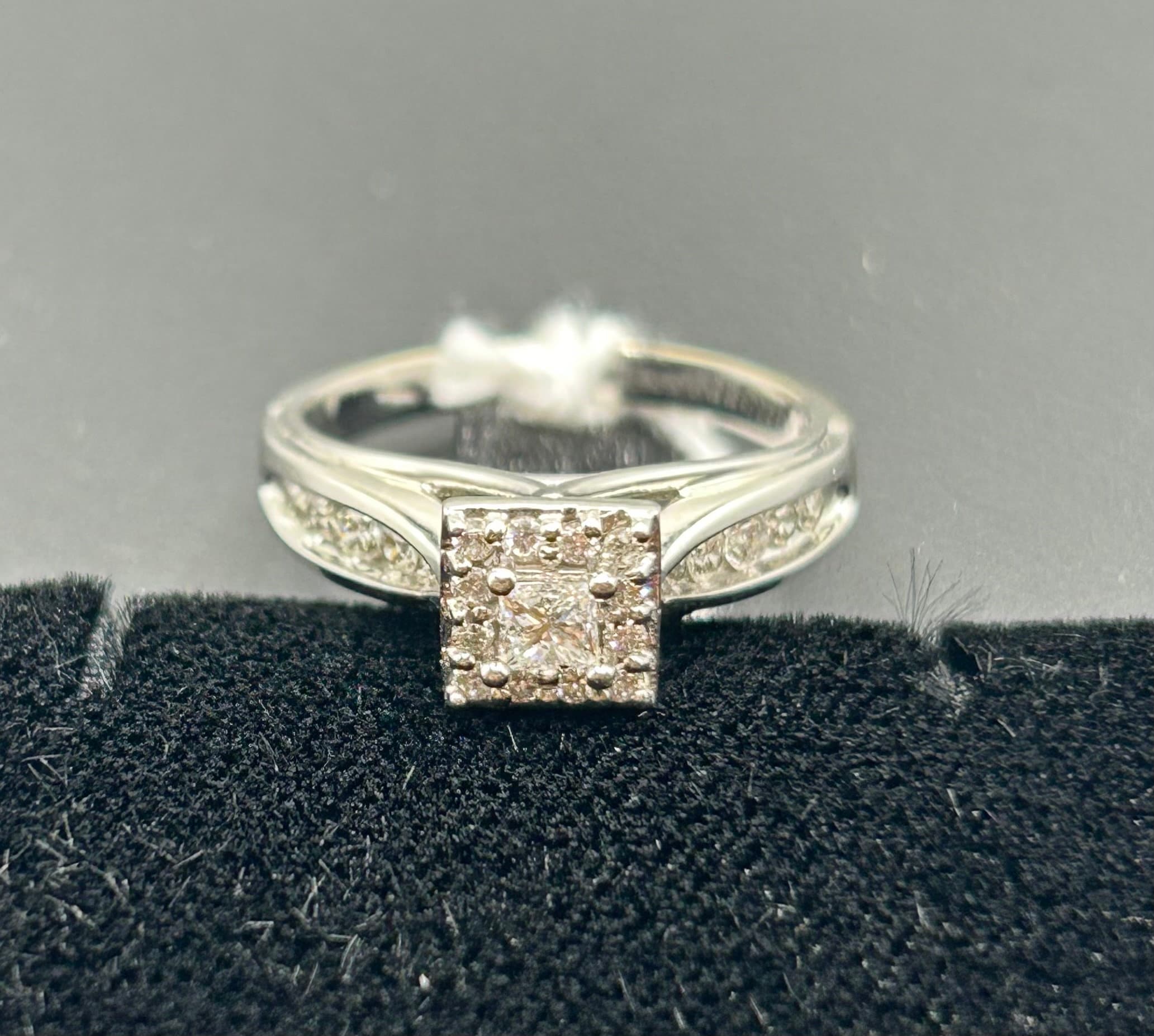 Keepsake 10k gold ring store
