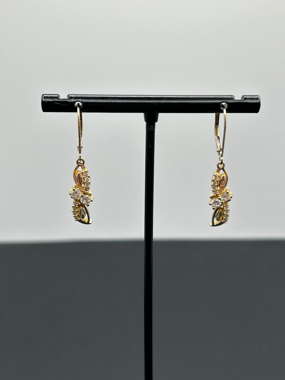 Vintage Riddle's Mount Rushmore 12K & 10K Black Hills Gold and Diamond ...