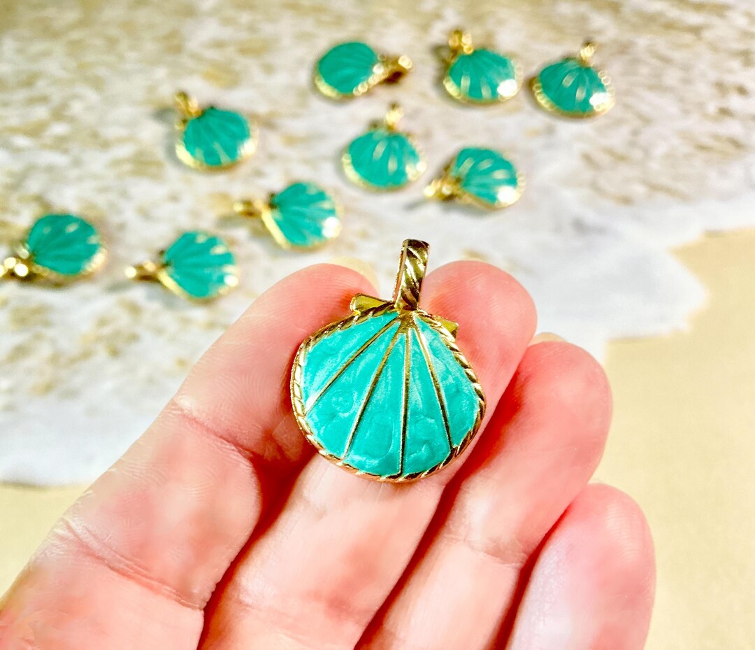1, 5 or 10pc Pkg Clam Shell Charm Gold and Blue Enamel Tropical Charm ...