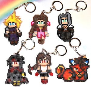 Final Fantasy 7 Pixel Keychain Collection - Cloud - Aerith - Sephiroth ...