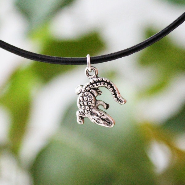 Alligator Necklace - Etsy