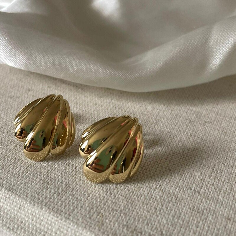 Gold Shell Earrings - Etsy