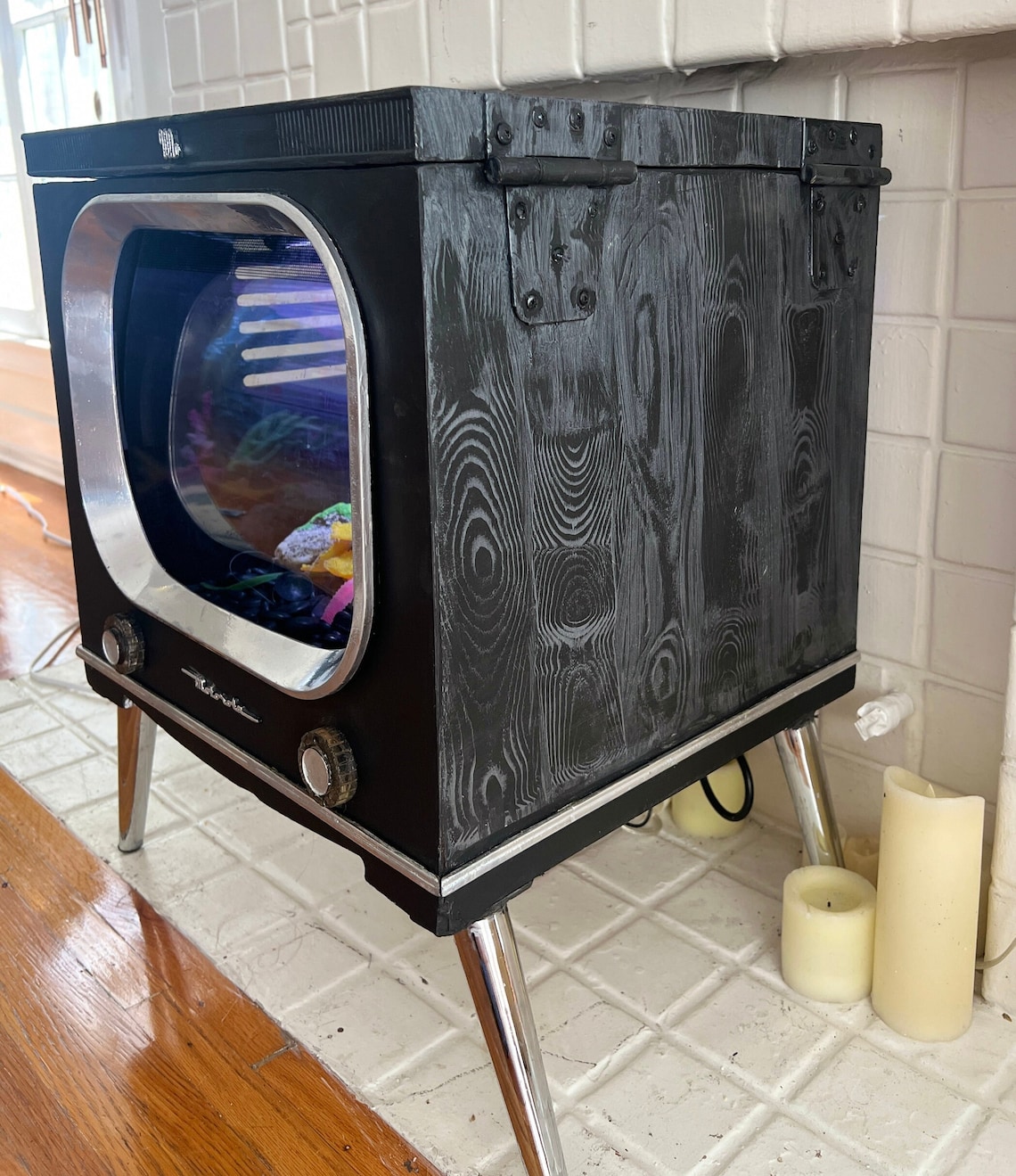 Retro Motorola TV Aquarium | Unique 1950s Vintage TV Fish Tank ...