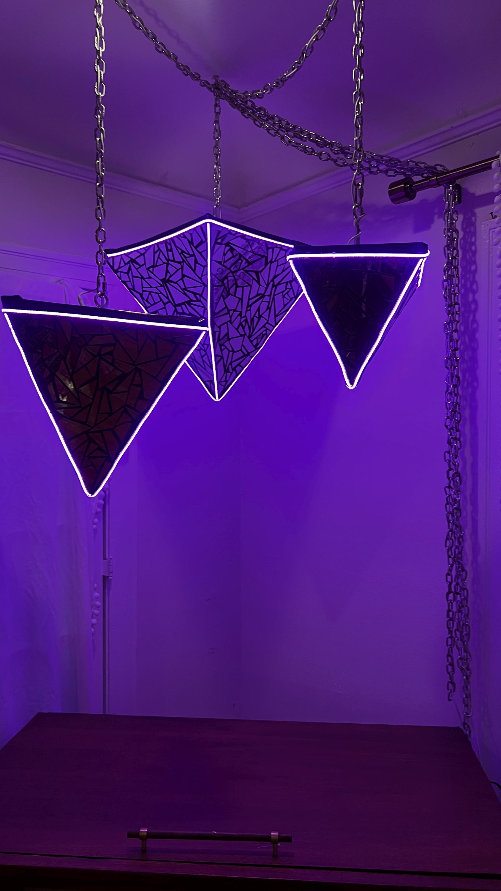 Disco-hedrons | Sound-activated Pyramid Mirror Mosaic Disco Lights ...