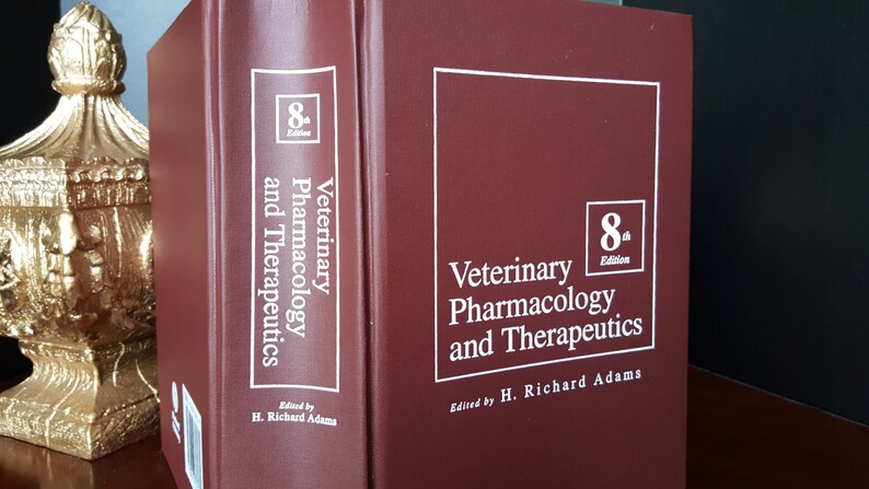 Personalized Veterinary Book Veterinarian Gift DVM Gift - Etsy