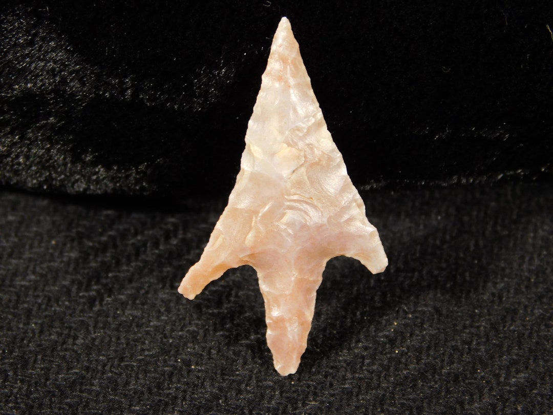 Ancient Extended BARB Stemmed Form Arrowhead or Flint Artifact Niger 9. ...