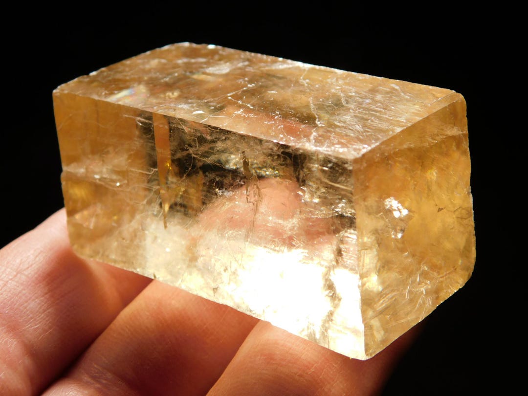 Translucent Iceland Spar Calcite Crystal With Double Refraction 64.6gr ...