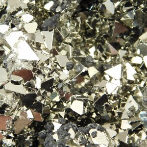 PYRAMID Shaped Crystals Big AAA Tetrahedron PYRITE Crystal Cluster Peru ...