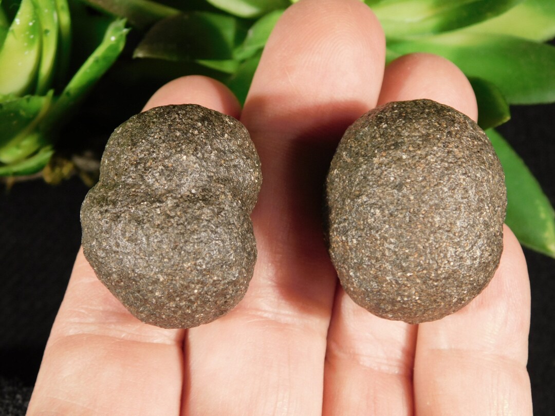Small Moqui Marble or Shaman Stone PAIR 100% Natural From Utah 56.9gr ...