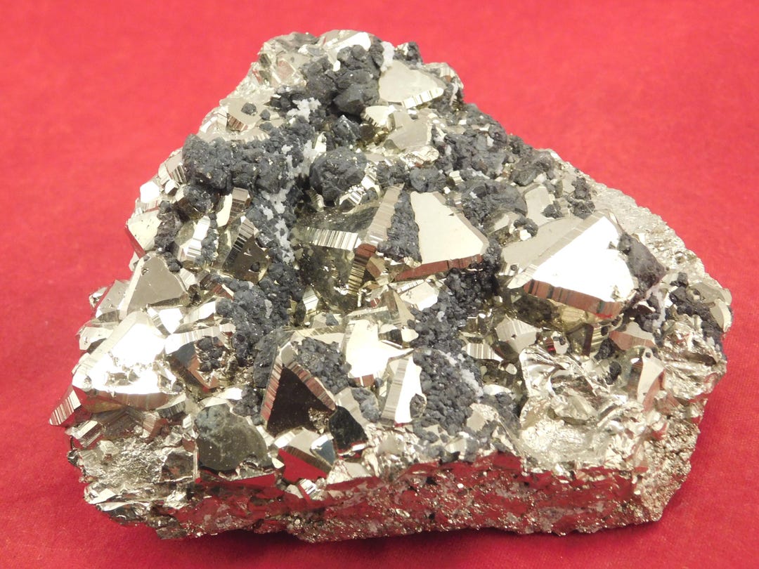 Big! PYRAMID Shaped Tetrahedron Pyrite Crystal Cluster With Sphalerite ...