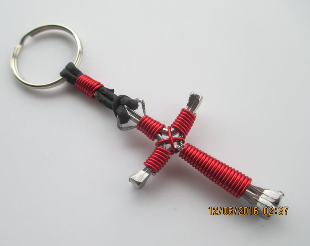NAIL CROSS KEYCHAINS - (5 Pack ) ~-- Great Gifts for Youth~~(ships Free ...