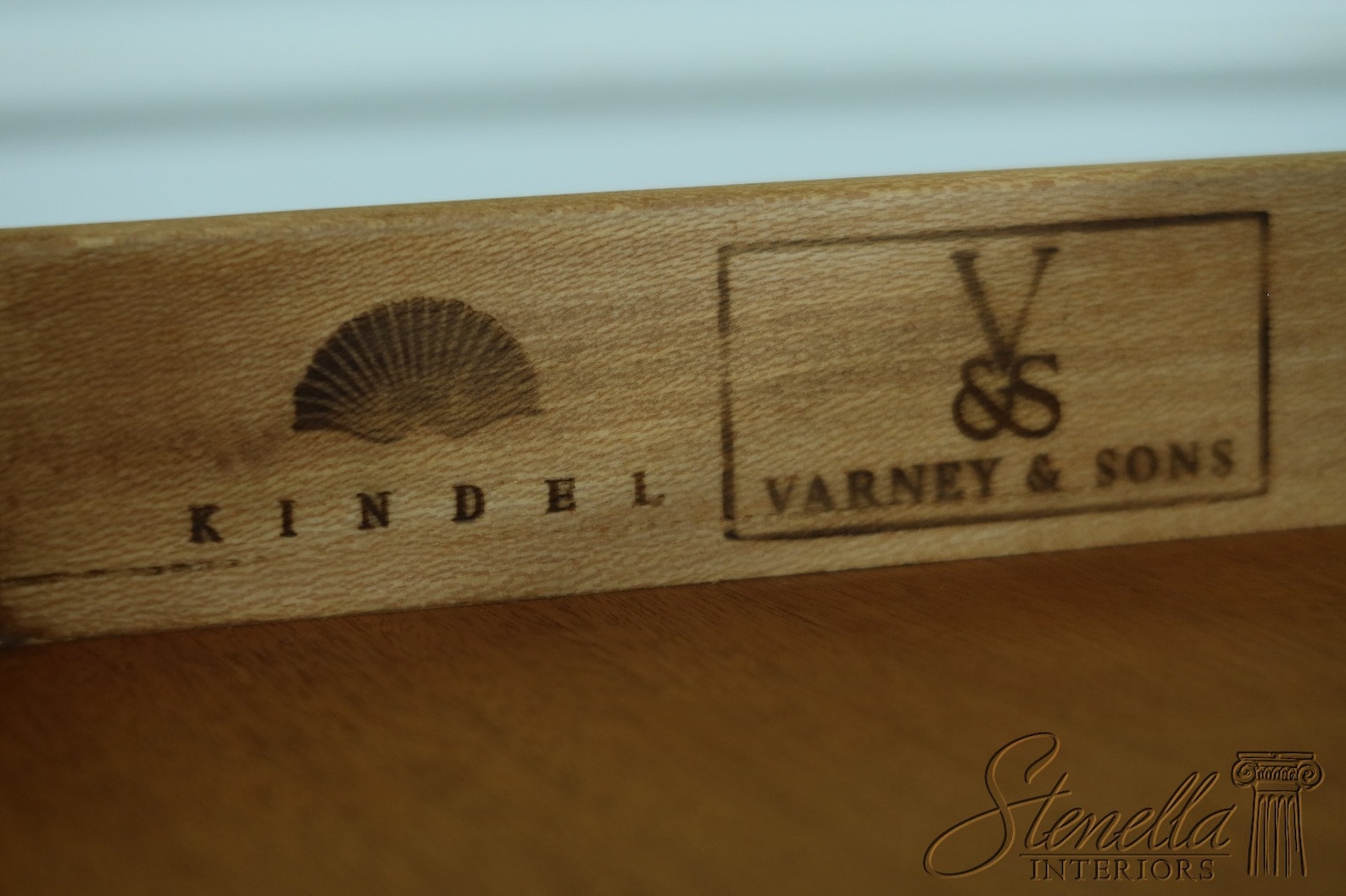 L53525EC: KINDEL Varney & Sons Sheraton Inlaid Mahogany Sideboard - Etsy