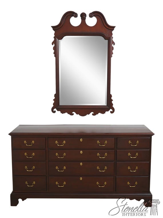Mahogany dresser with mirror store