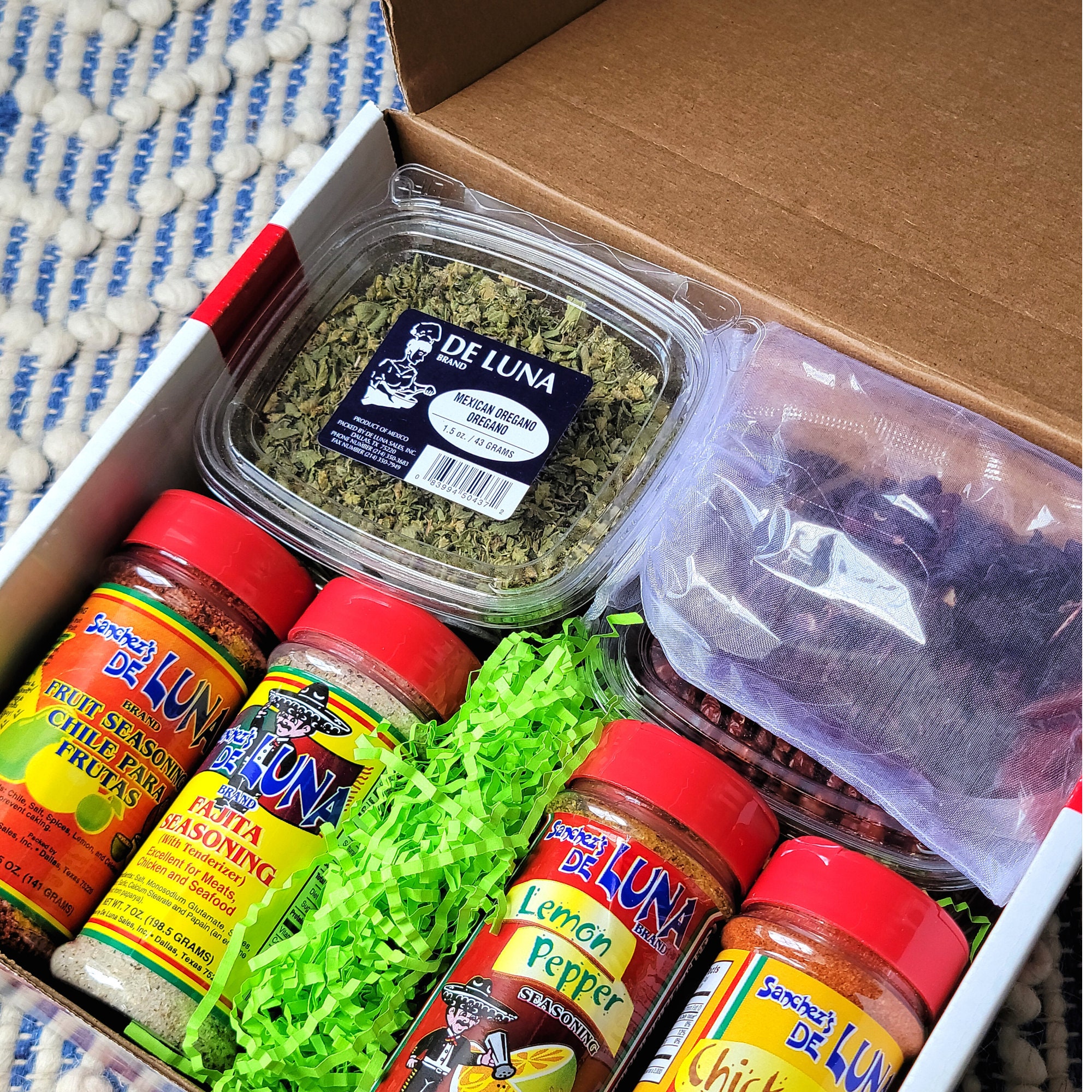 Mexican Spice Sampler Gift Box – 12 Herbs, Spices & Teas – Culinary ...