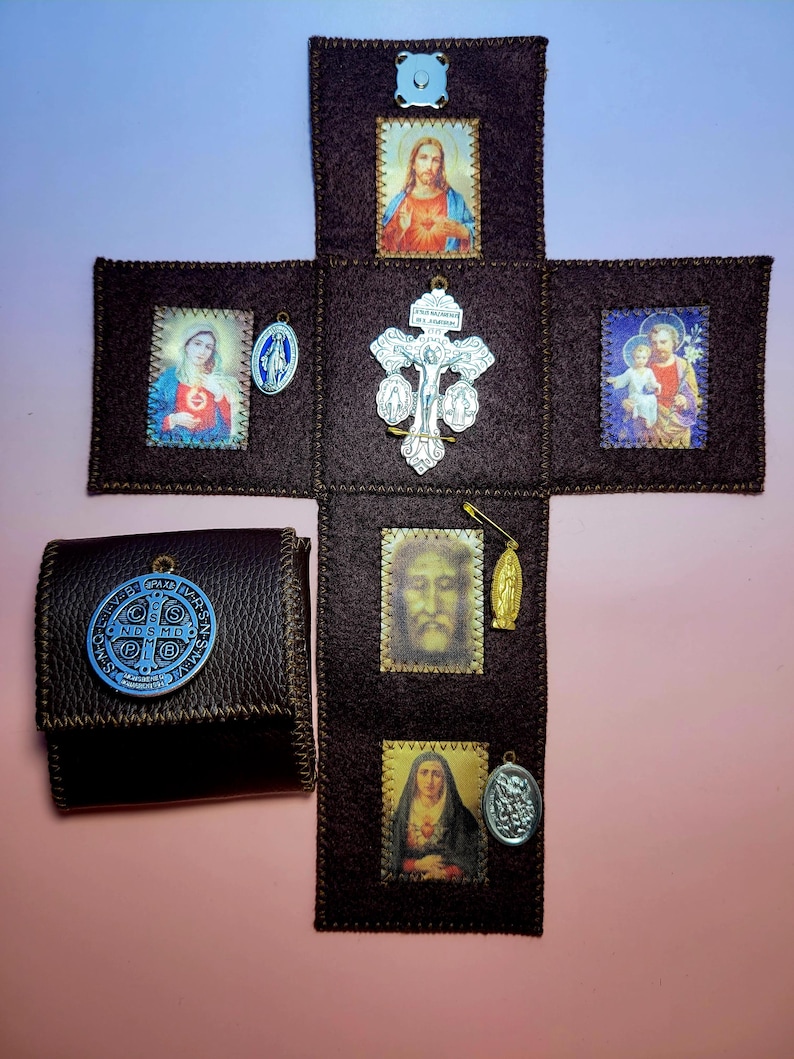 Catholic Pocket Altar Travel Prayer Kit With Medals & Sacred Images of ...