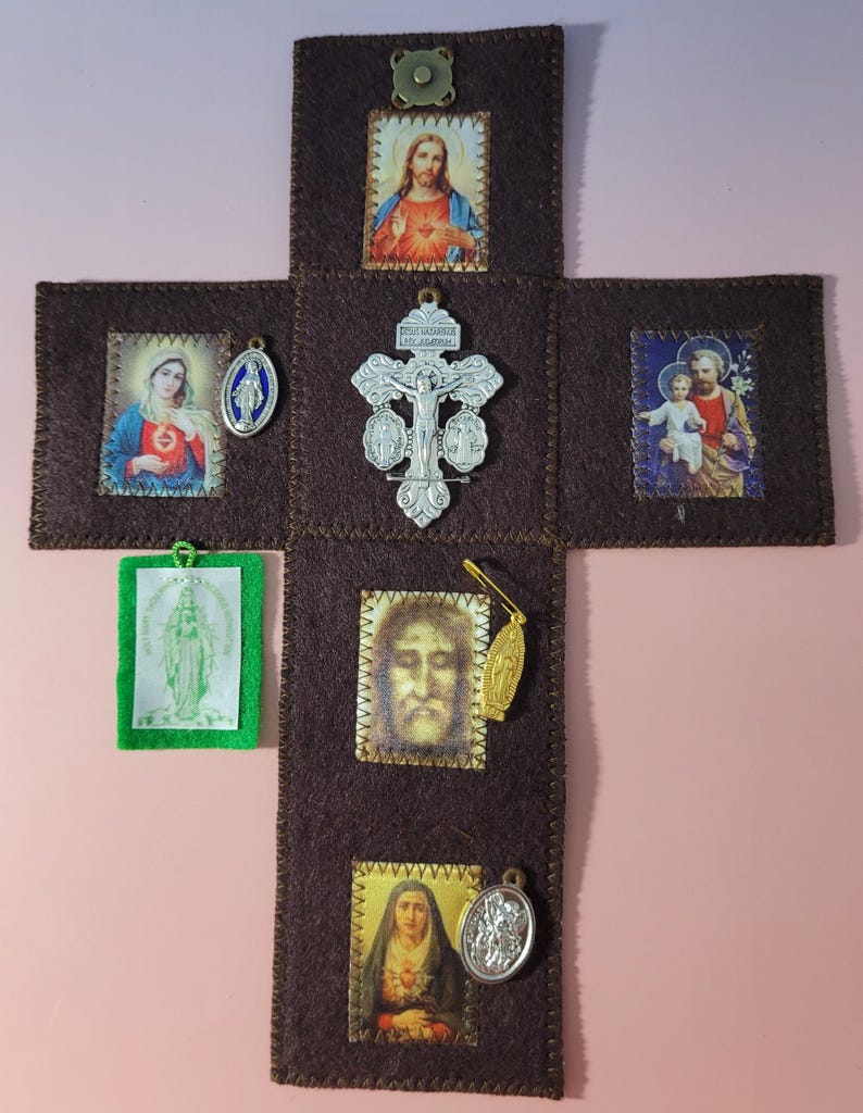 Catholic Pocket Altar Travel Prayer Kit With Medals & Sacred Images of ...