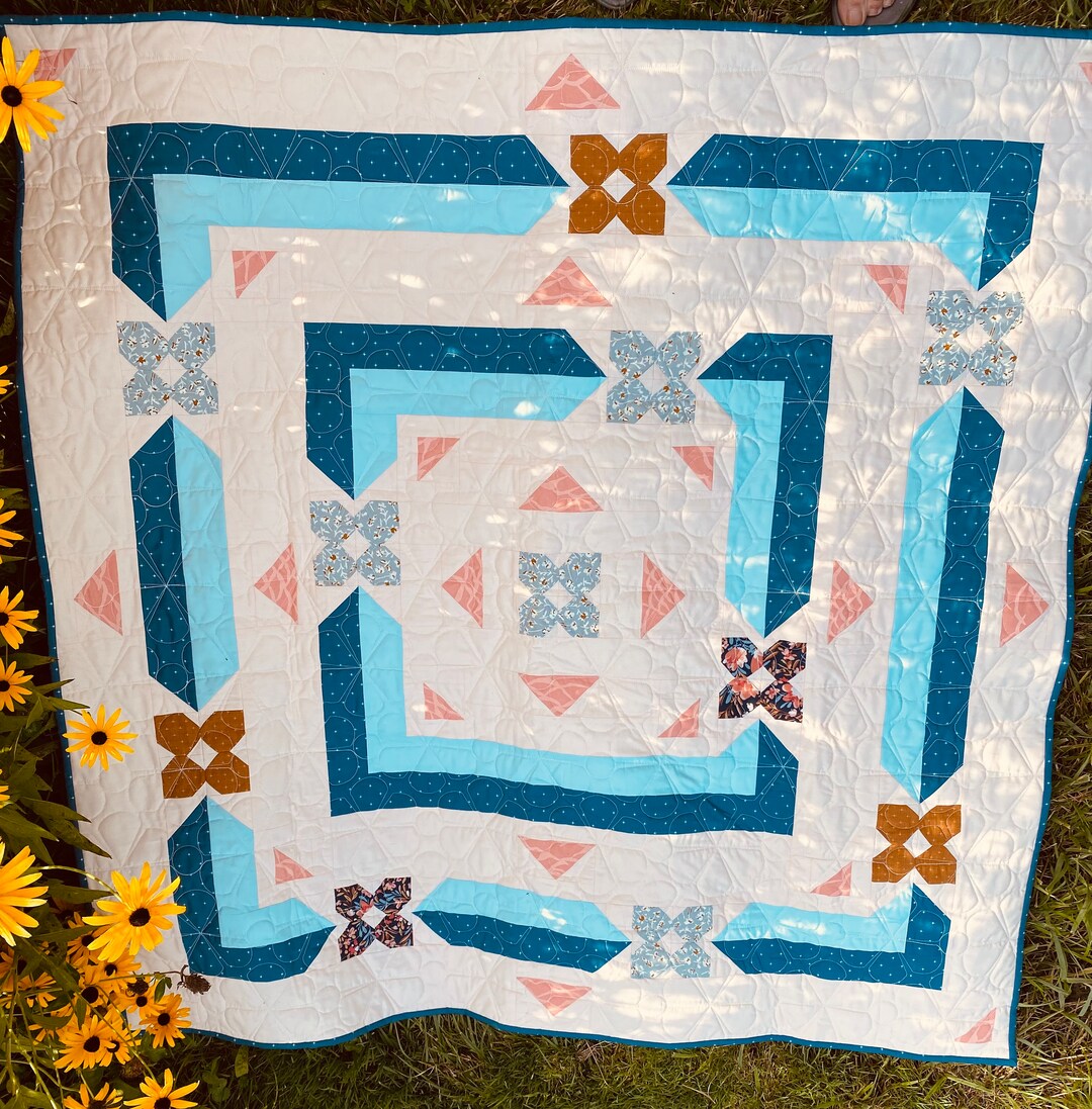Albion Blooms Baby Quilt - Etsy
