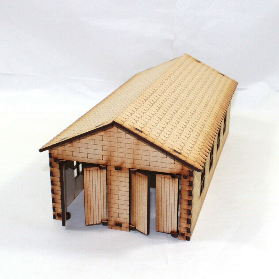 OO Gauge Model Railway MDF Twin Track Engine shed 00 1:76 long 305mm ...