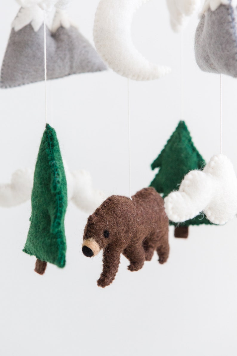 Bear and Mountain Baby Mobile: Woodland Nursery Decor - Etsy